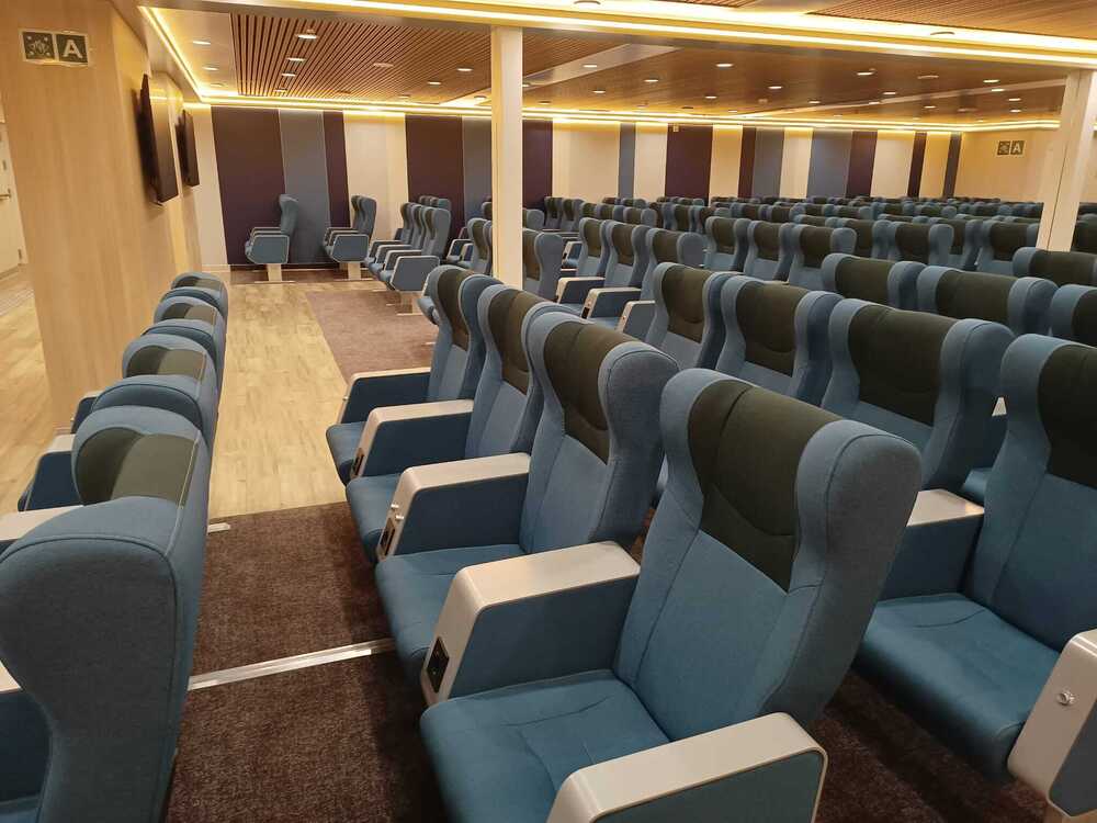 Moby Legacy: Cabine, Servizi, Foto Interni – Traghetti.com blog